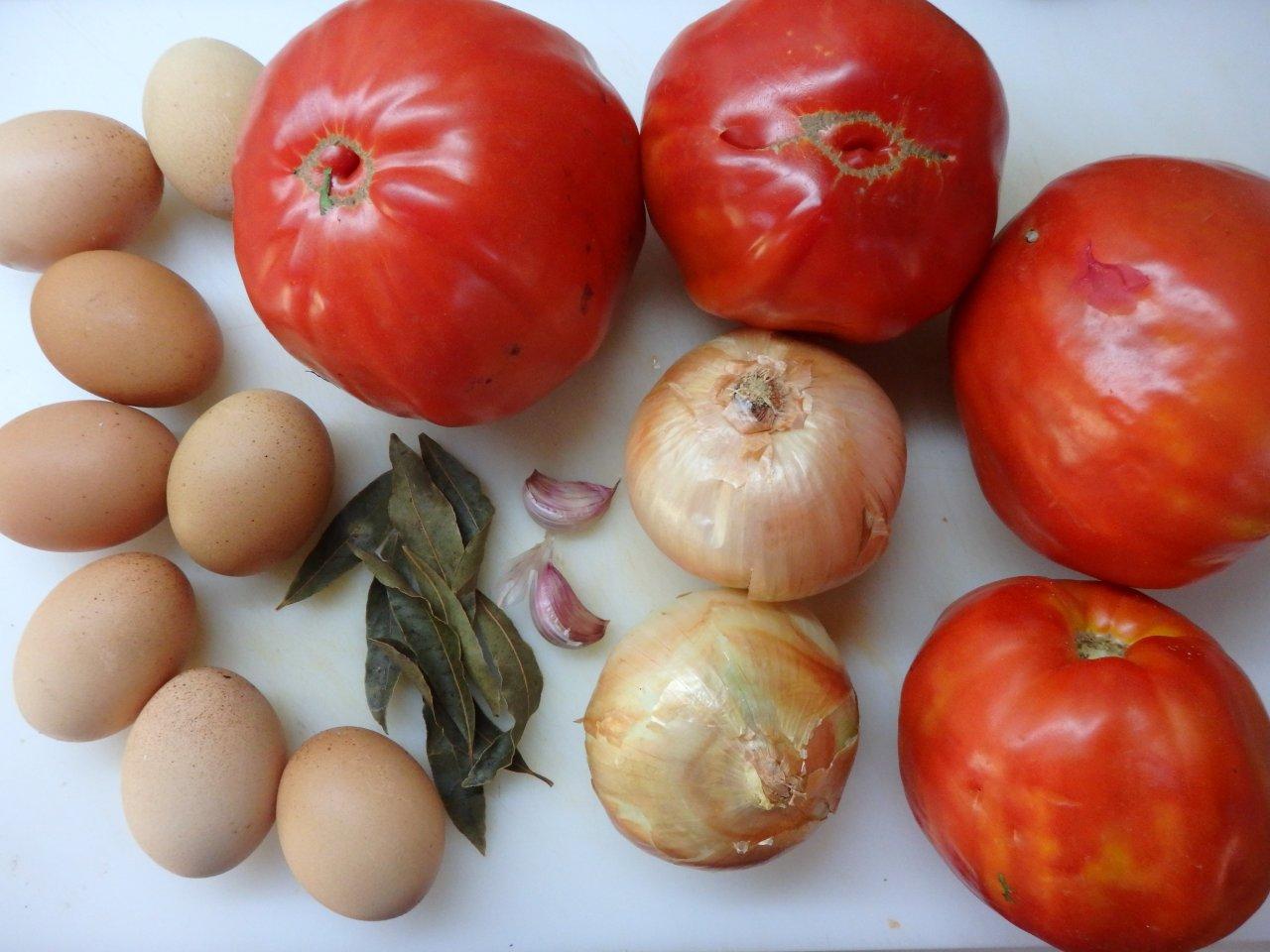 Tomatada - Grafe e Faca