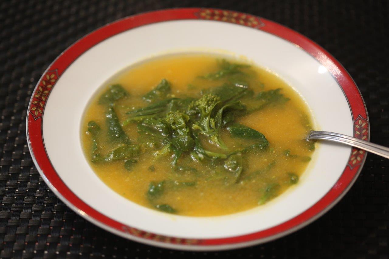 Sopa de Abóbora com Grelos de Nabo - Grafe e Faca