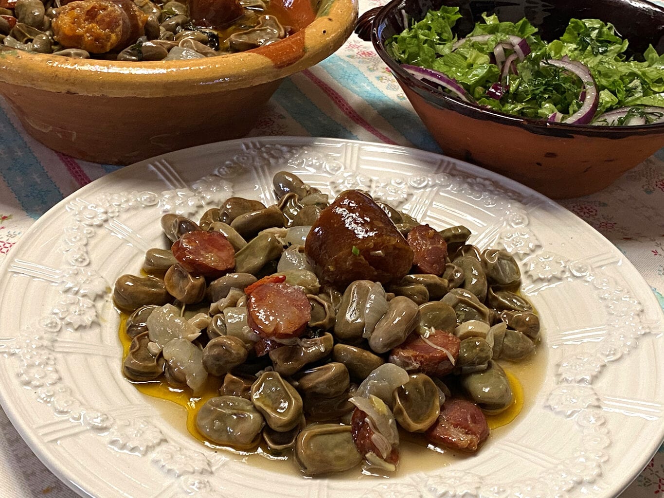 Como fazer Favas com chouriço e farinheira - Grafe e Faca